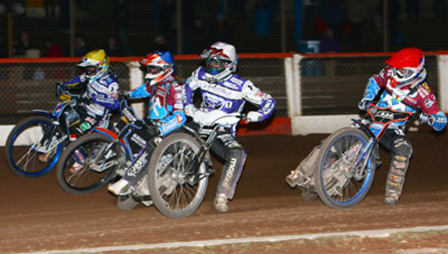 Swindon Robins Speedway Official Website: LAKESIDE - PICTURE SPECIAL!
